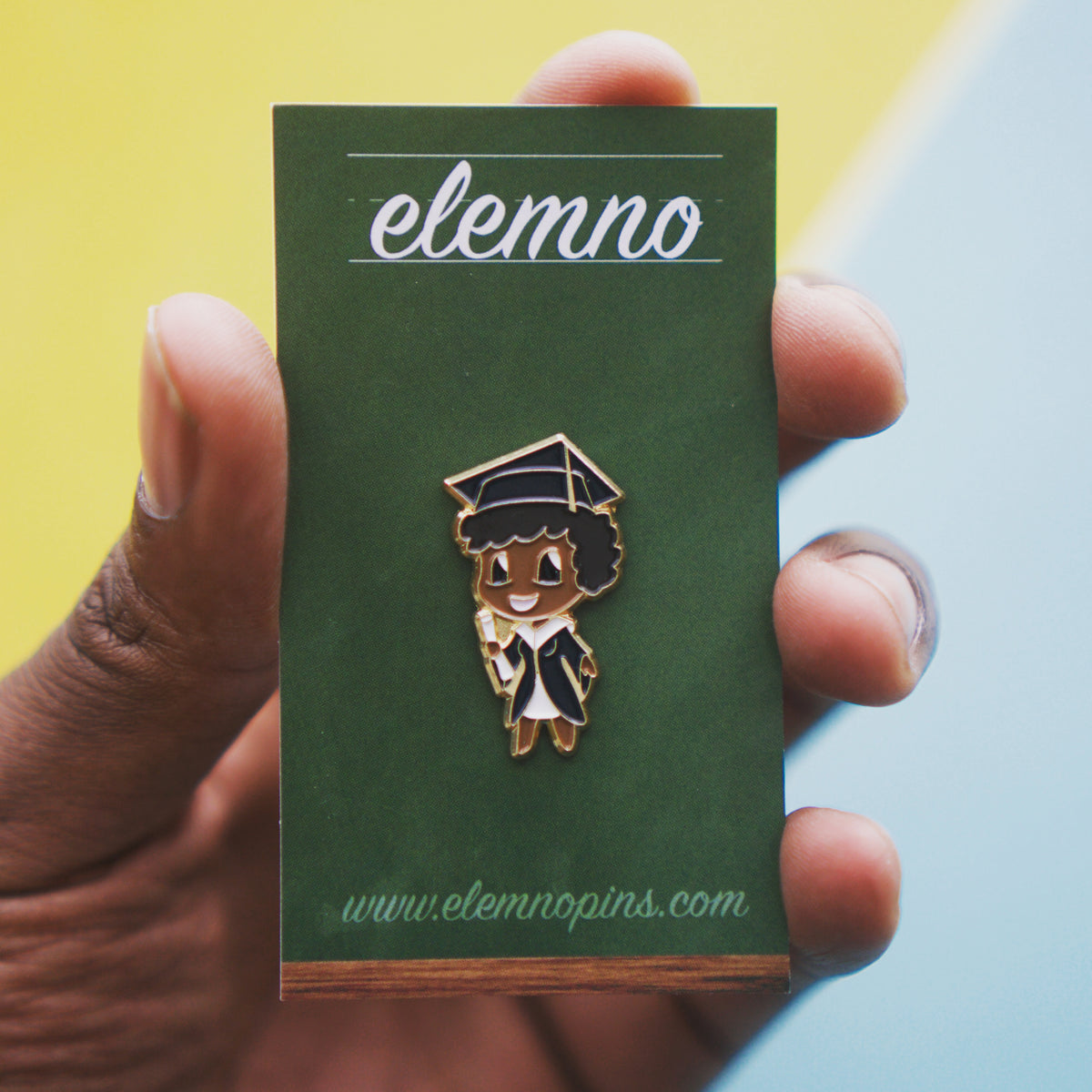 Black College Graduate - Enamel Lapel Pin – ElemnoPins